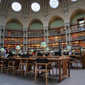 À Paris, le site historique de la Bibliothèque nationale de France ...